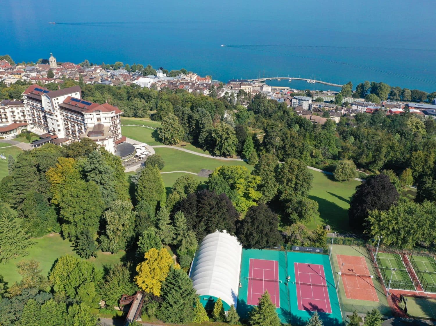 Evian Resort – LUX Tennis